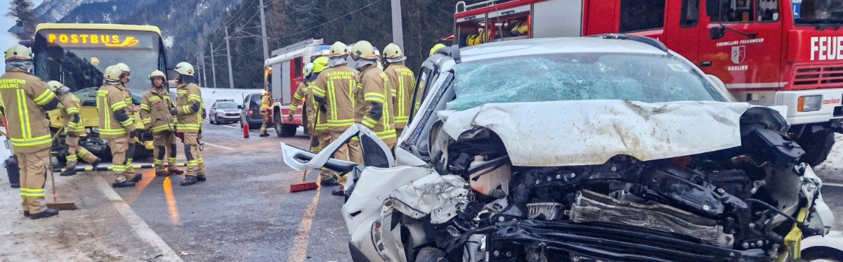 Tödlicher Busunfall in Osttirol | kronehit