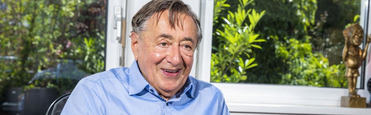 Lugner-Graffiti wird enthüllt | kronehit