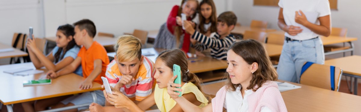 Handyverbot in Volksschulen? | kronehit